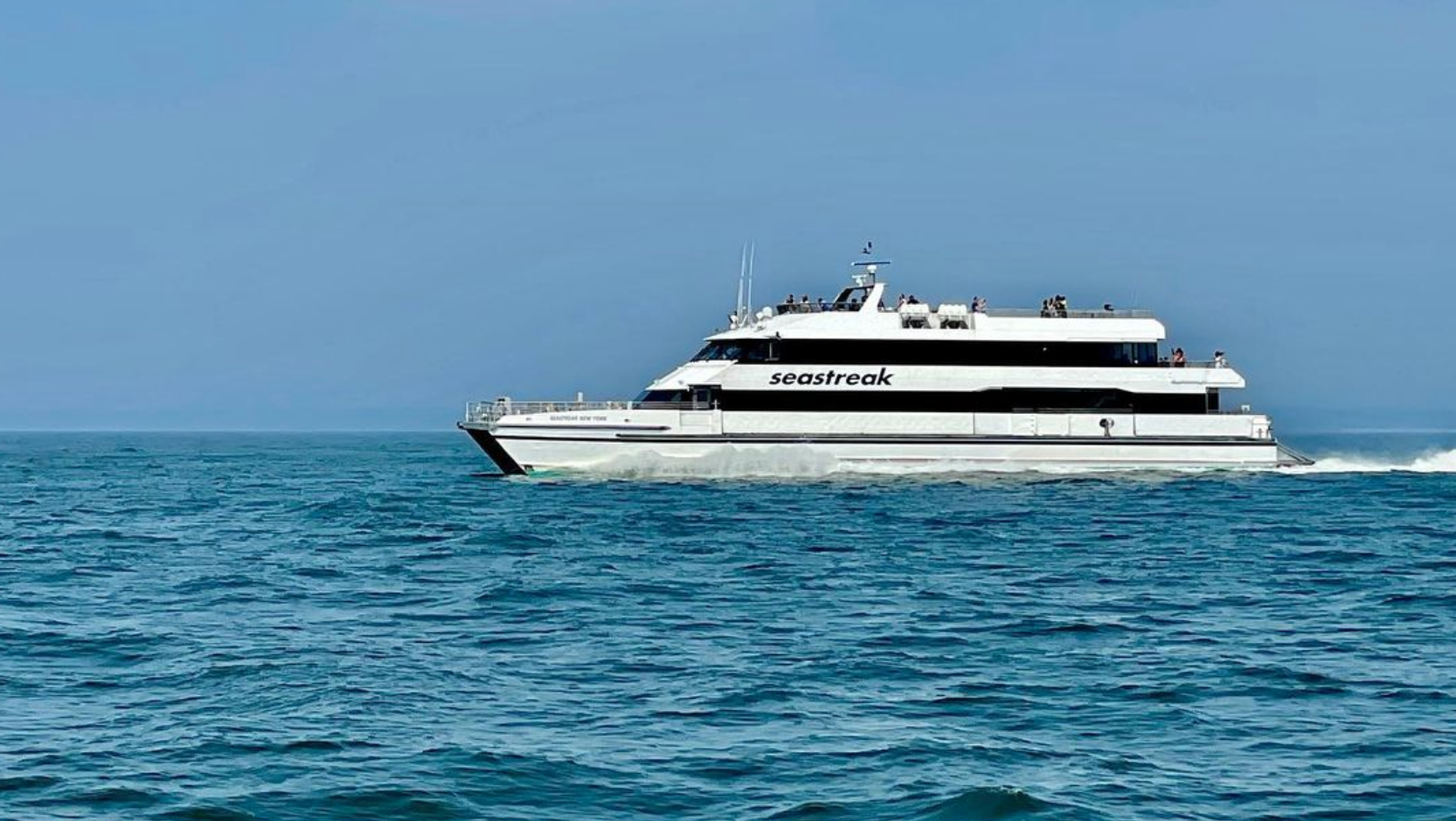 El ferry más grande de EEUU comienza sus viajes entre Nueva York y ...