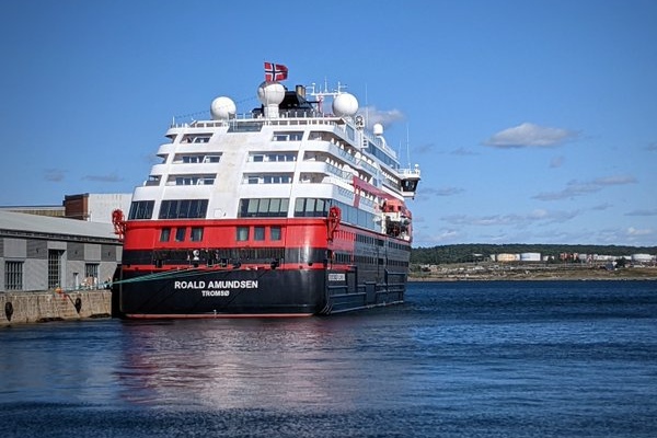 MS Roald Amundsen hace su primera visita a Halifax – Dimension Turistica Magazine