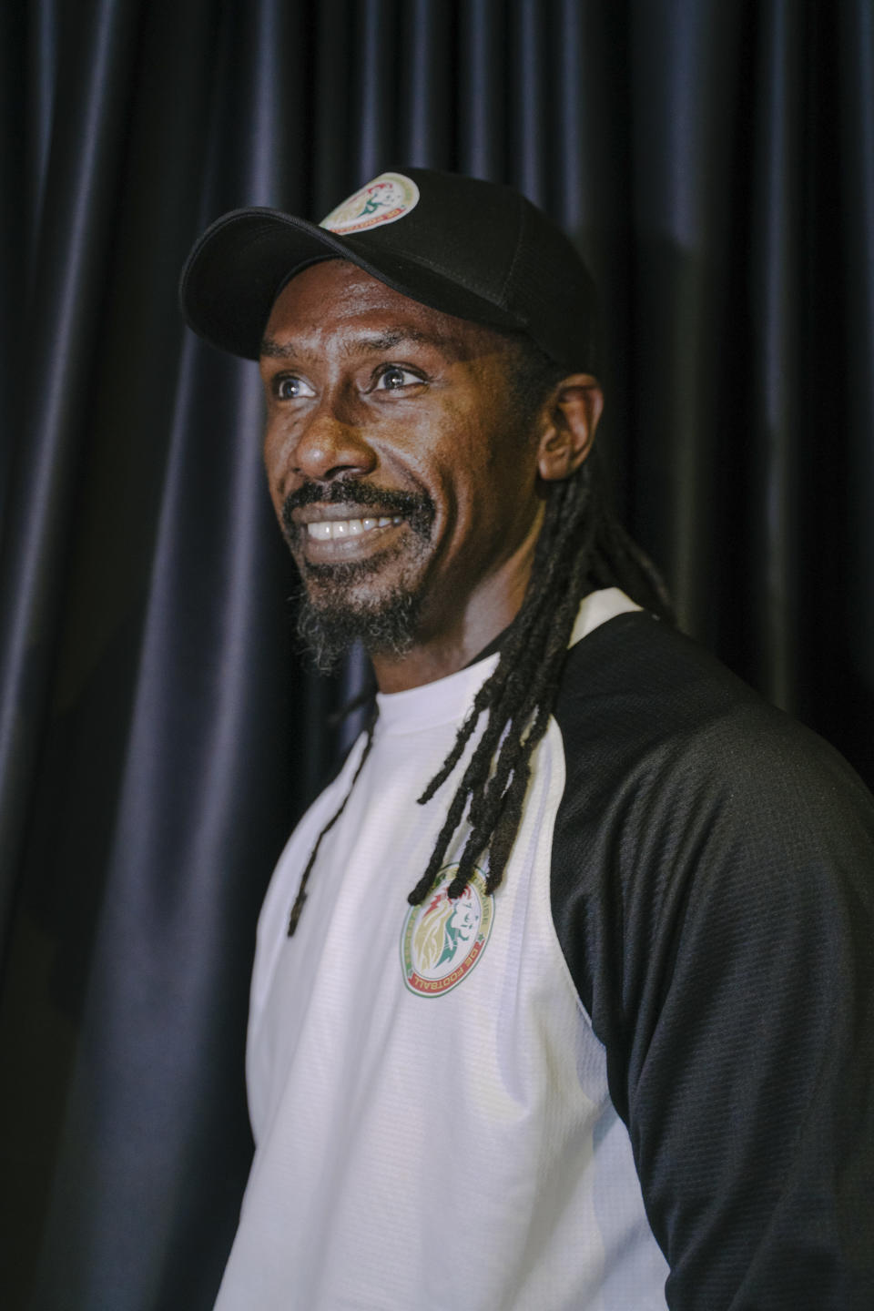 Aliou Cissé habla sobre el futbol africano, los lugares para la Copa ...