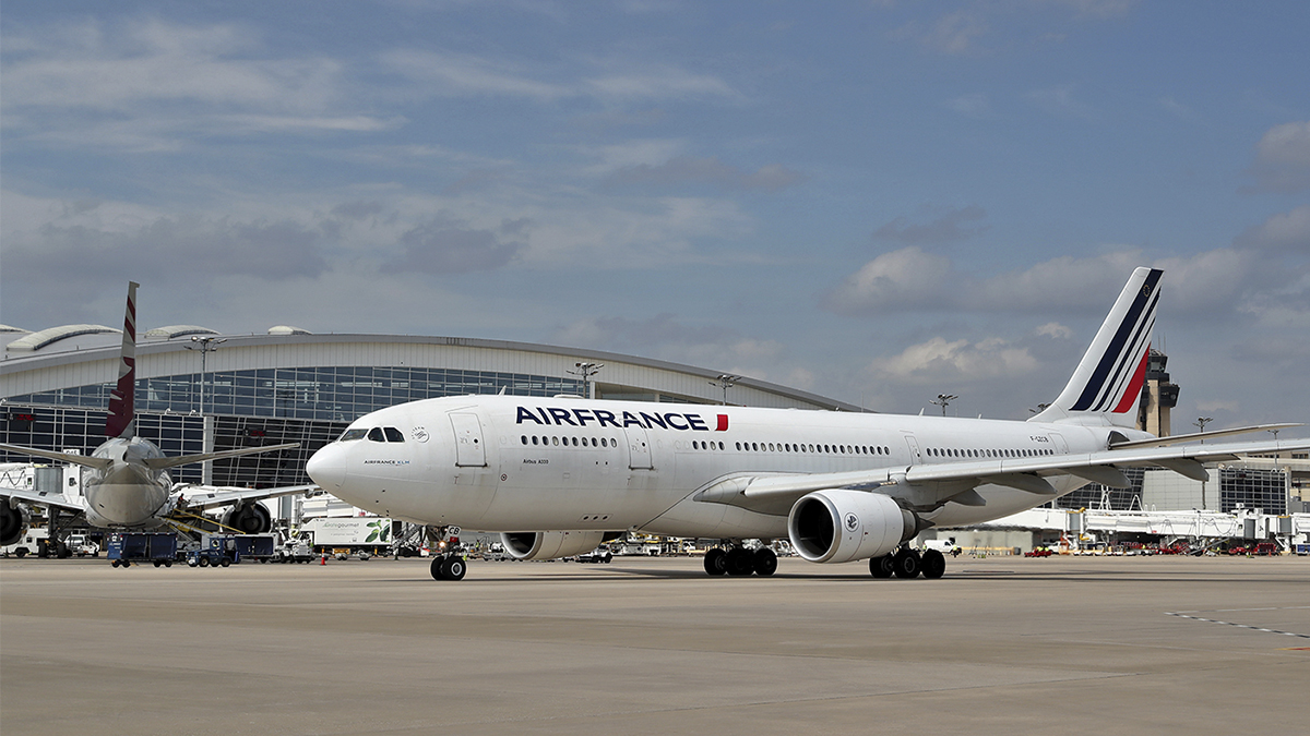 Para viajar por Air france ahora es mas fácil a través de Whatsapp con ...