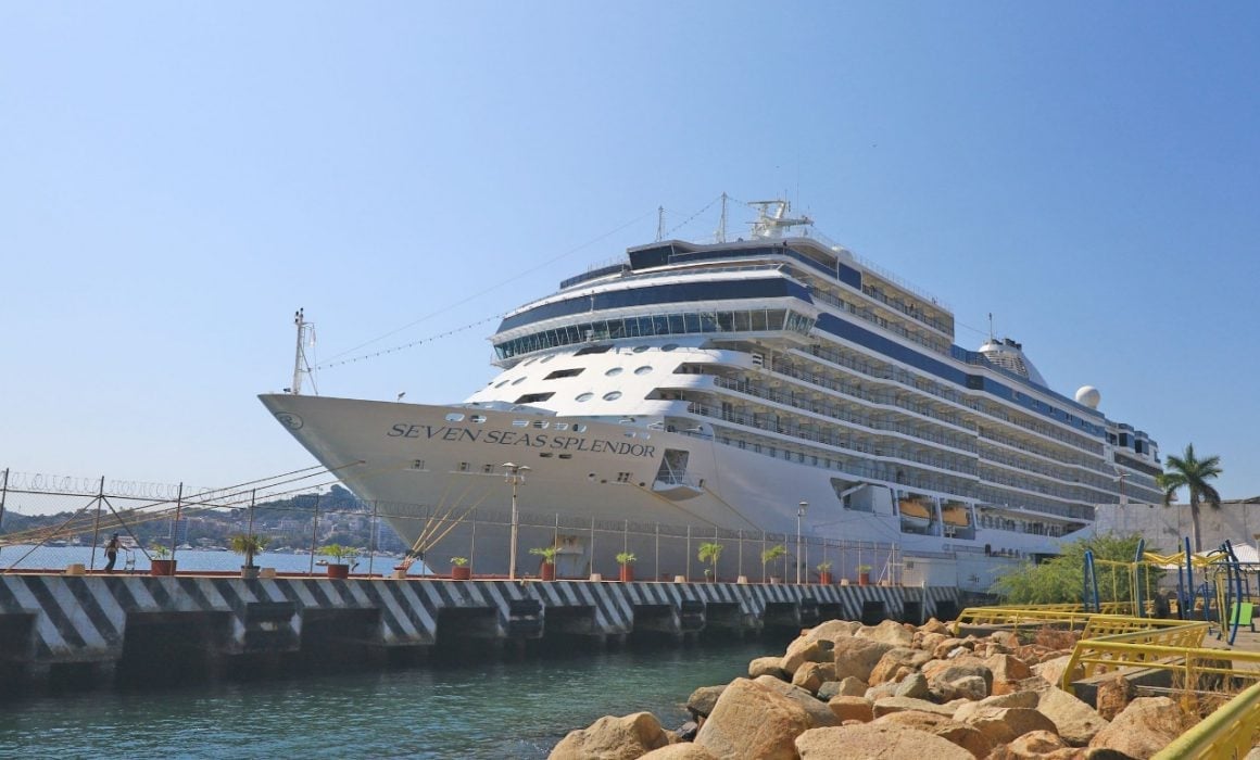 Arriba crucero MS Seas Splendor a Acapulco con más de mil 200 personas ...