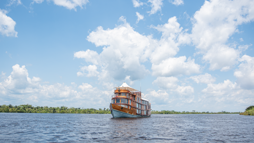 Crucero en el Amazonas: Oferta turística para disfrutar en Perú en el ...