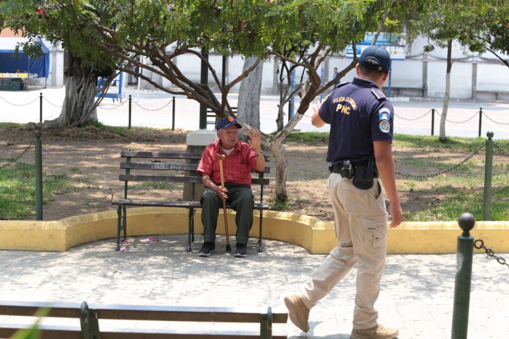 Disetur promueve seguridad turística en centros educativos – Dimension ...