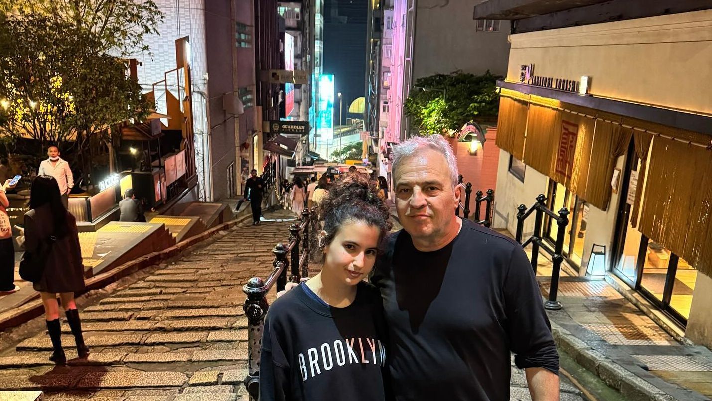 El emocionante viaje de David Summers y su hija a Tailandia: ‘Era justo ...