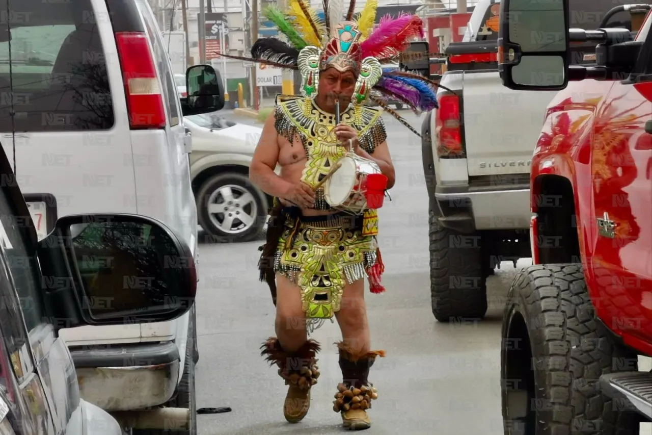 Con melodías, movimientos y vestimenta tradicional de los chilolos ...