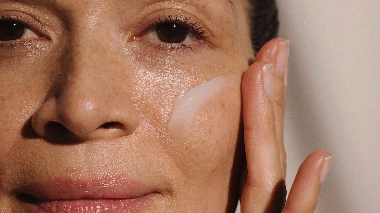 Las 12 Mejores Pantallas Solares Japonesas para una Protección Solar ...